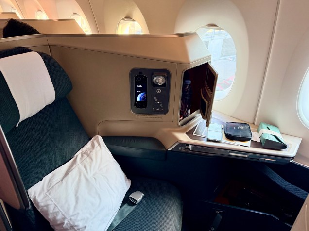 The long haul on Cathay Pacific – Relative Joy
